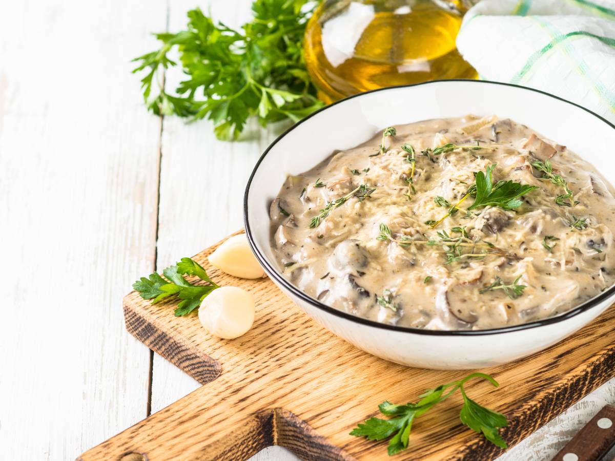 Przepis na sos aioli – czosnkowy dodatek w 15 minut